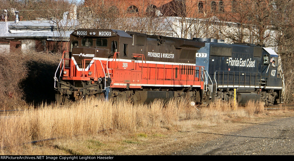 PW 3909 with FEC 437